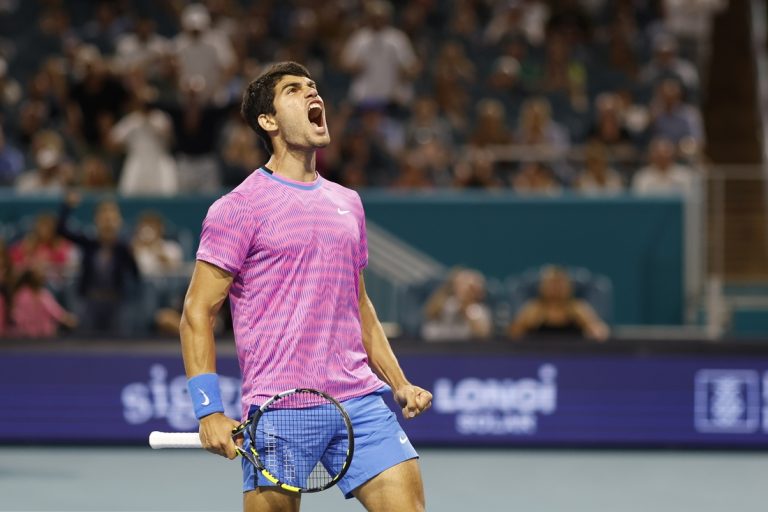 ATP roundup: Carlos Alcaraz triumphant in Beijing - SportsHub